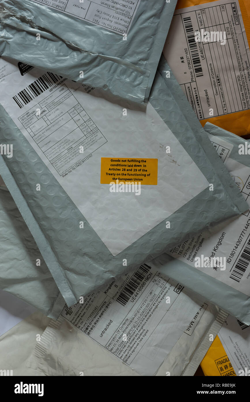 Uk customs postage label sticker hi-res stock photography and images ...