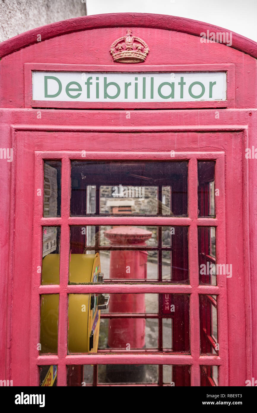 Defibrillator in public space Stock Photo - Alamy