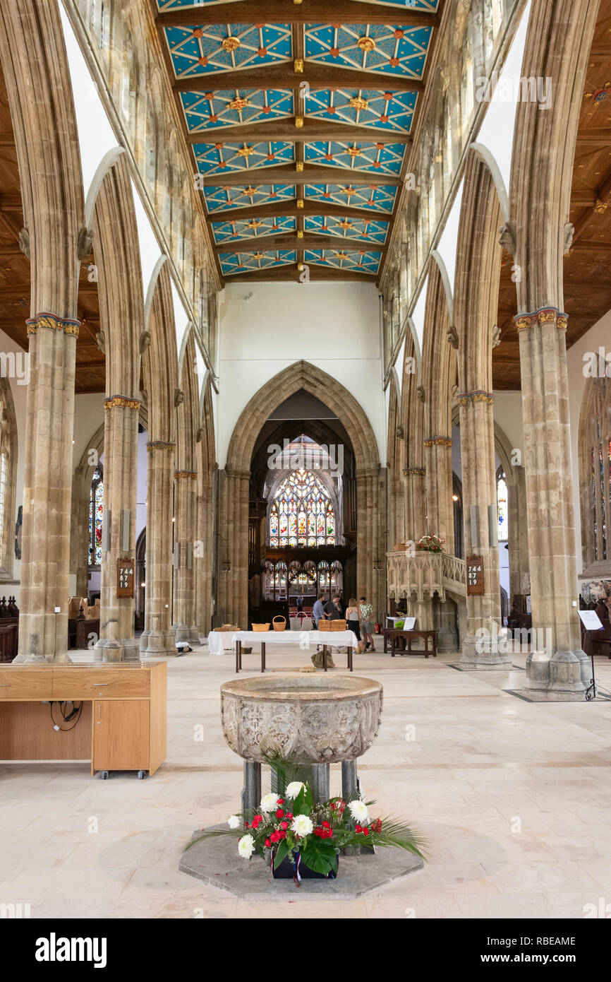 Hull church hi-res stock photography and images - Alamy