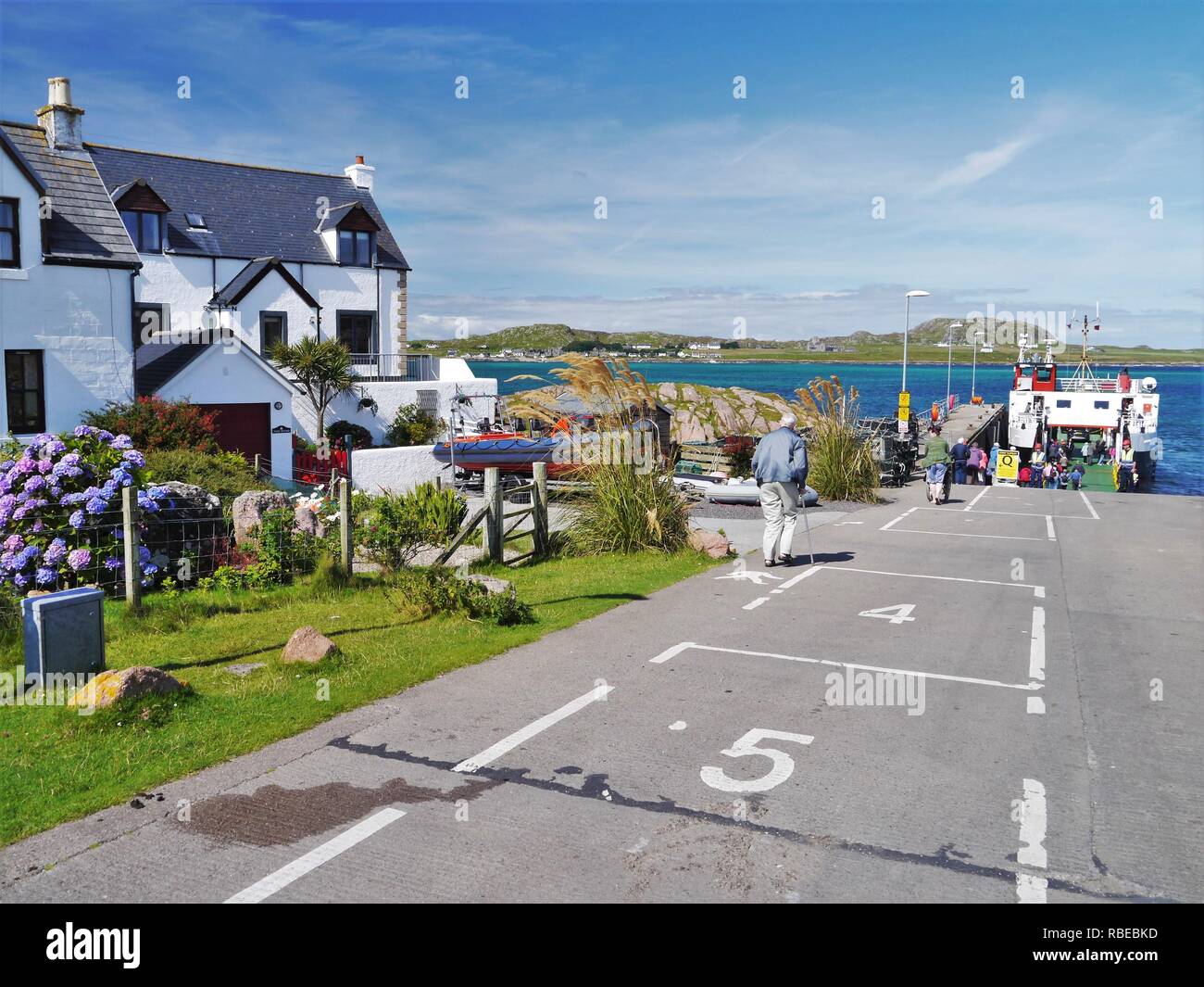 Boarding for Staffa island Stock Photo - Alamy