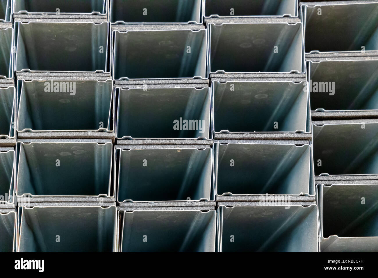 Sheet metal container hi-res stock photography and images - Alamy