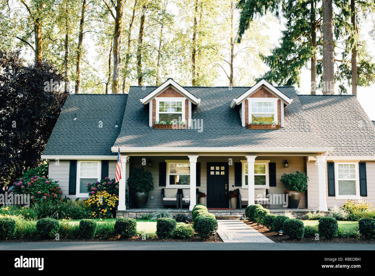 beautiful farm home during sunset Stock Photo - Alamy