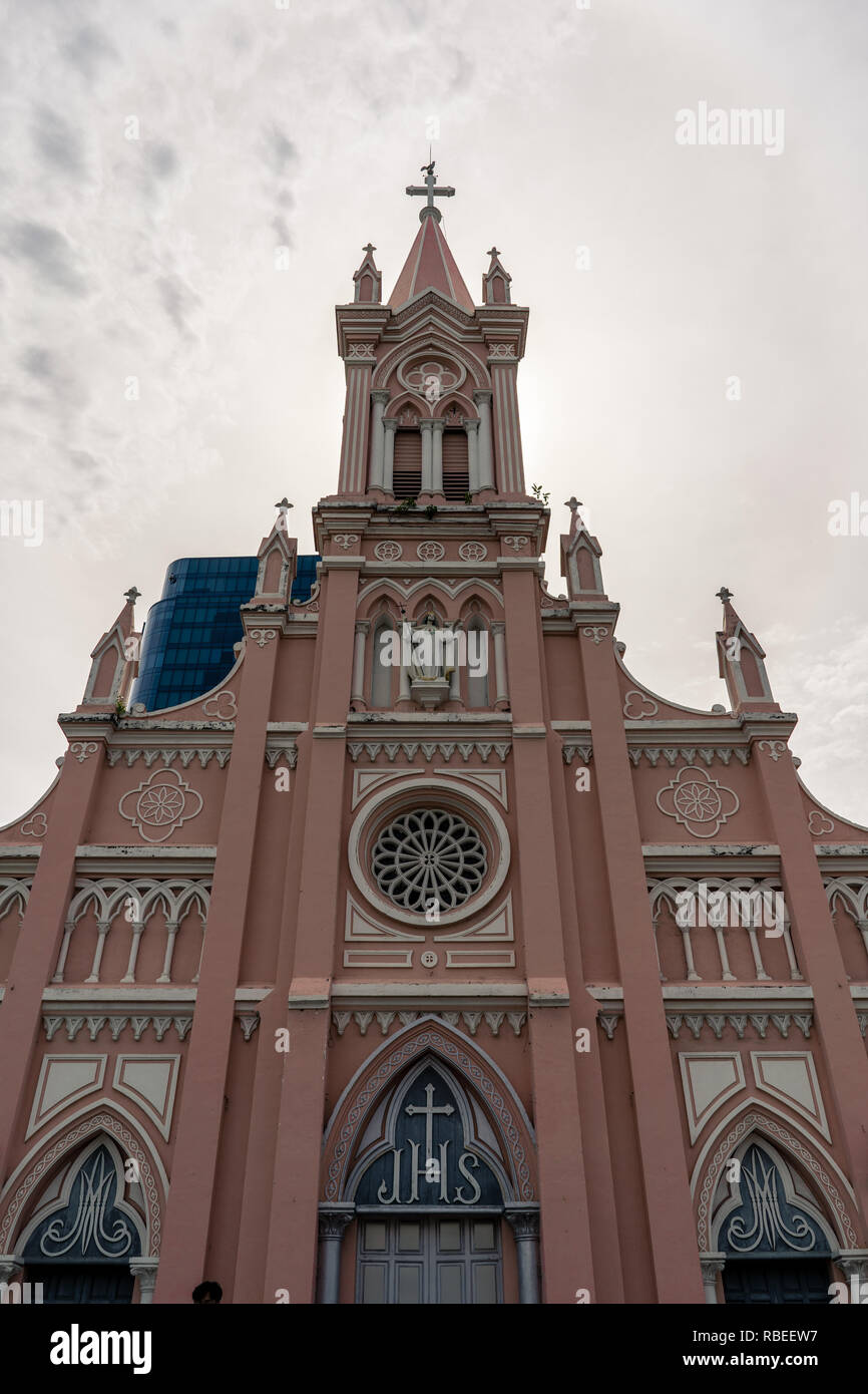 Pink Danang Cathedral in Da Nang, Vietnam Stock Photo - Alamy
