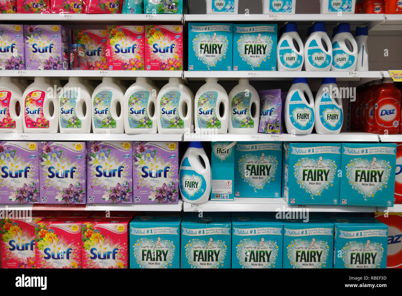 laundry detergent in a supermarket shelf Stock Photo - Alamy