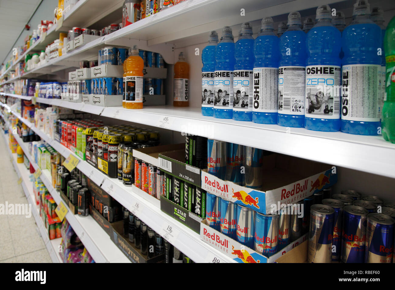 Beverages supermarket hi-res stock photography and images - Alamy