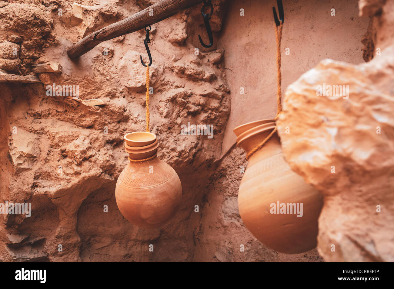 Islamic pottery ancient hi-res stock photography and images - Alamy