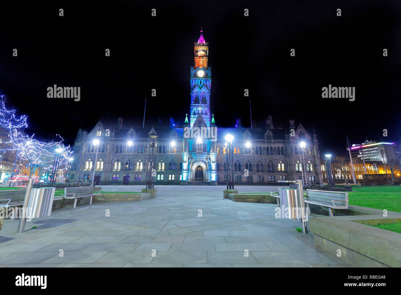 Bradford City Hall at night on Centenary Square Stock Photo - Alamy