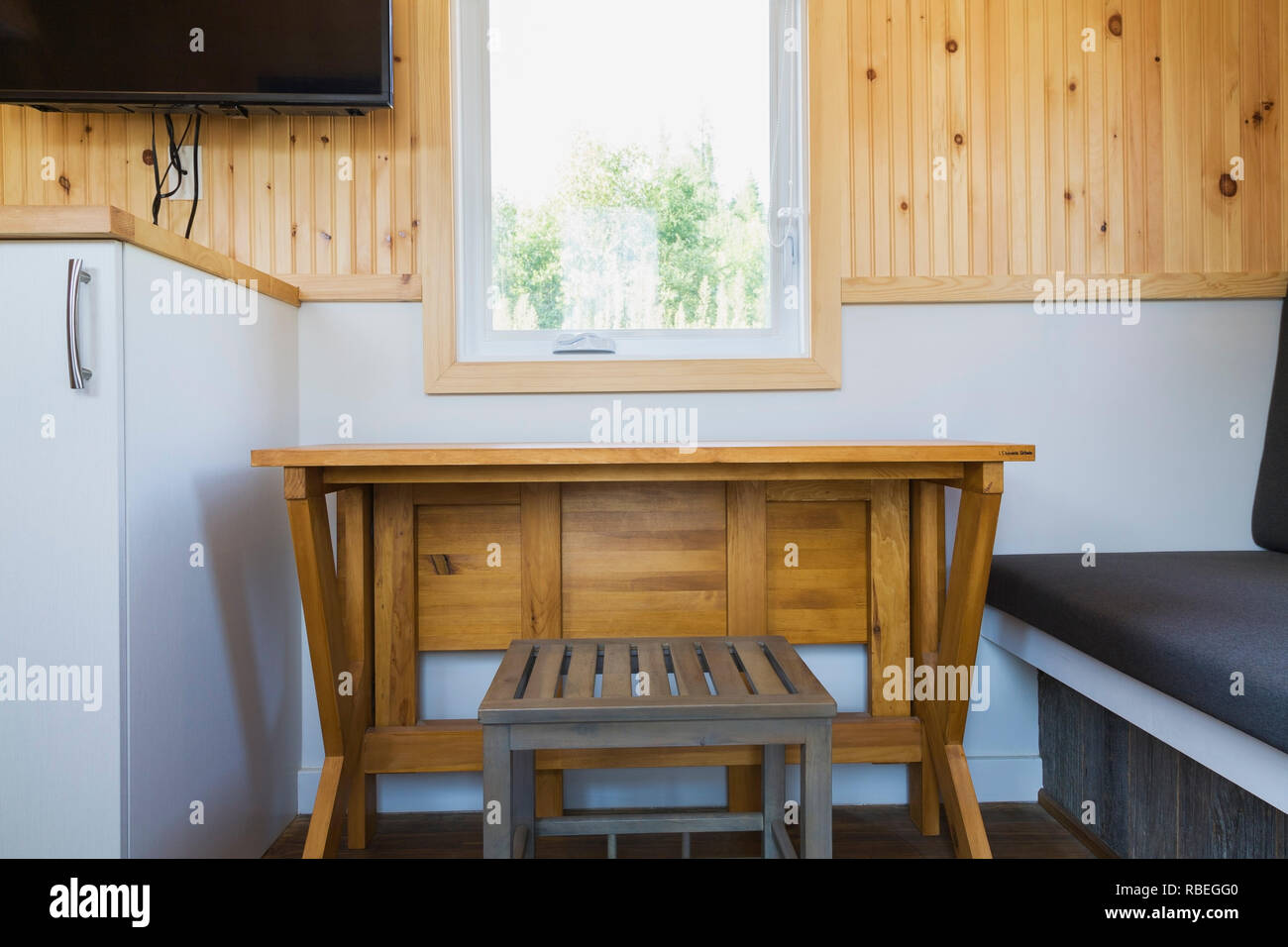 Melamine cabinet hi-res stock photography and images - Alamy