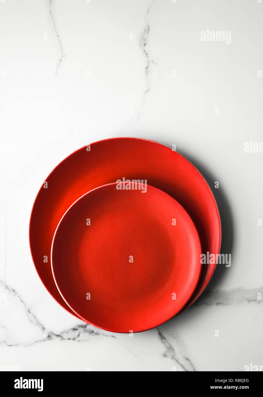 empty red plate on marble - recipe backgrounds, restaurant menu ...
