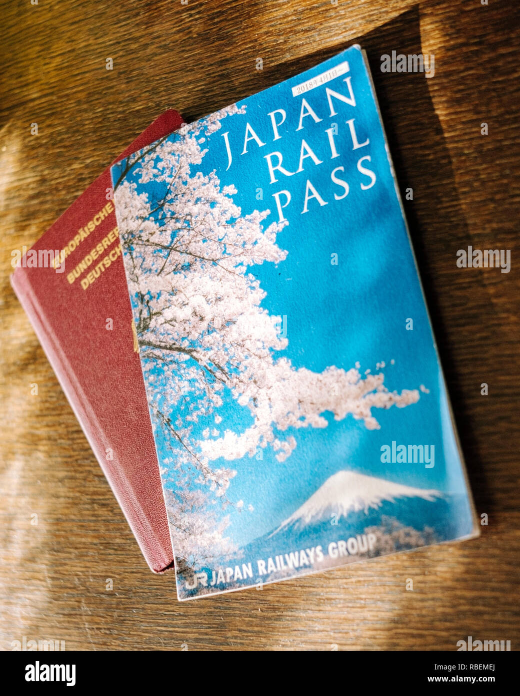 Japan passport hi-res stock photography and images - Alamy