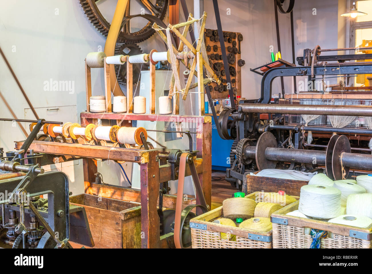 Industrial carpet weaving machine hi-res stock photography and images ...