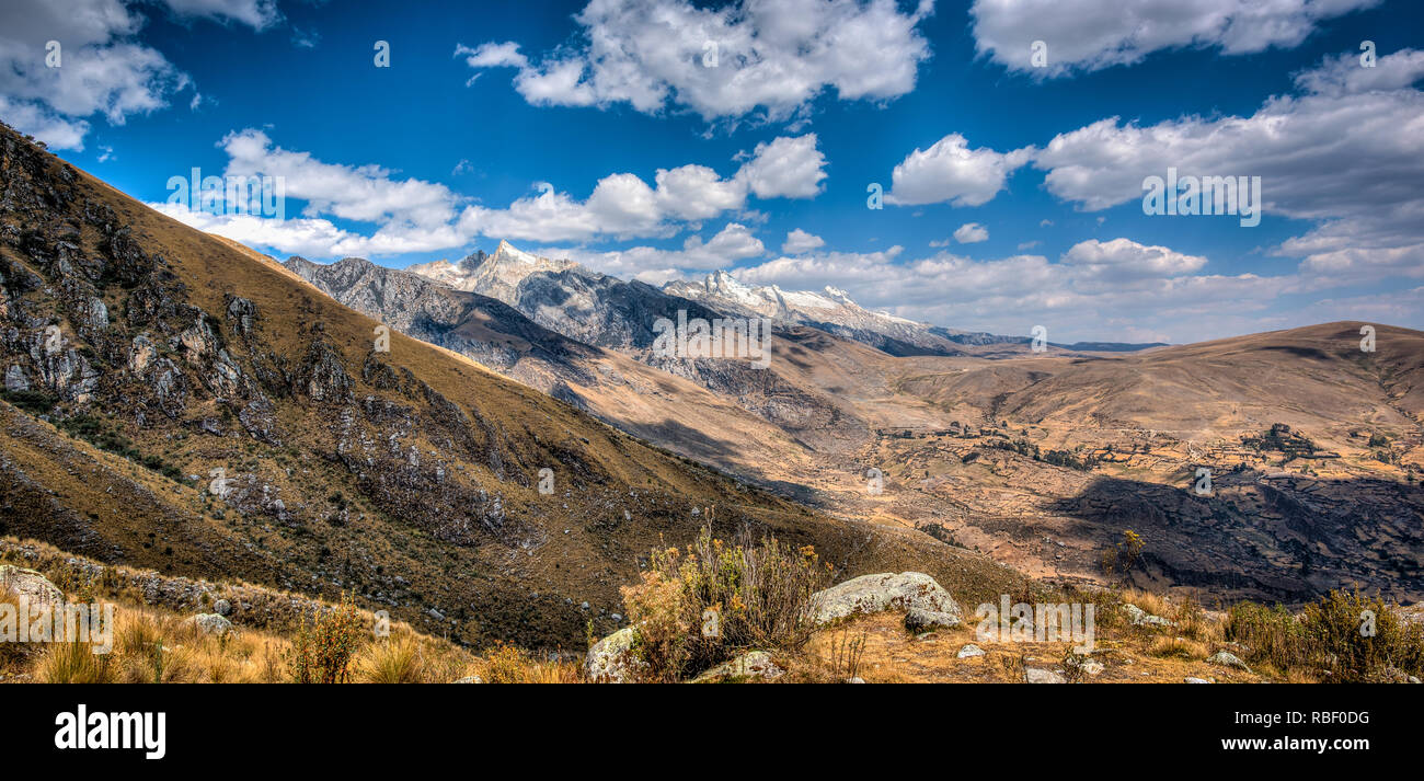 The landscape of Huascaran National Park in Peru Stock Photo - Alamy