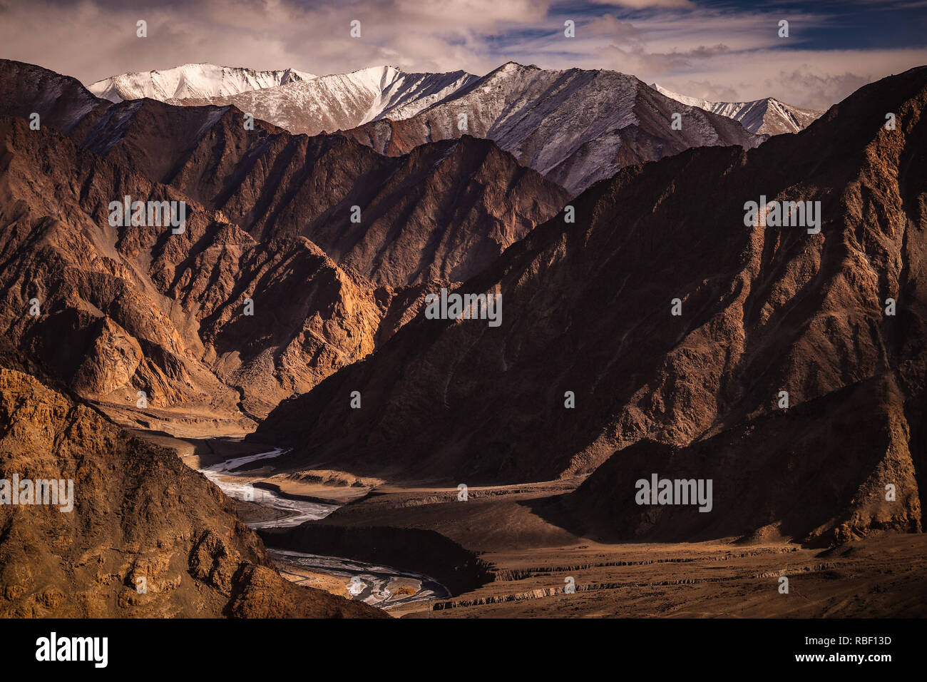 The views of Leh and the surrounding mountains are quite impressive ...