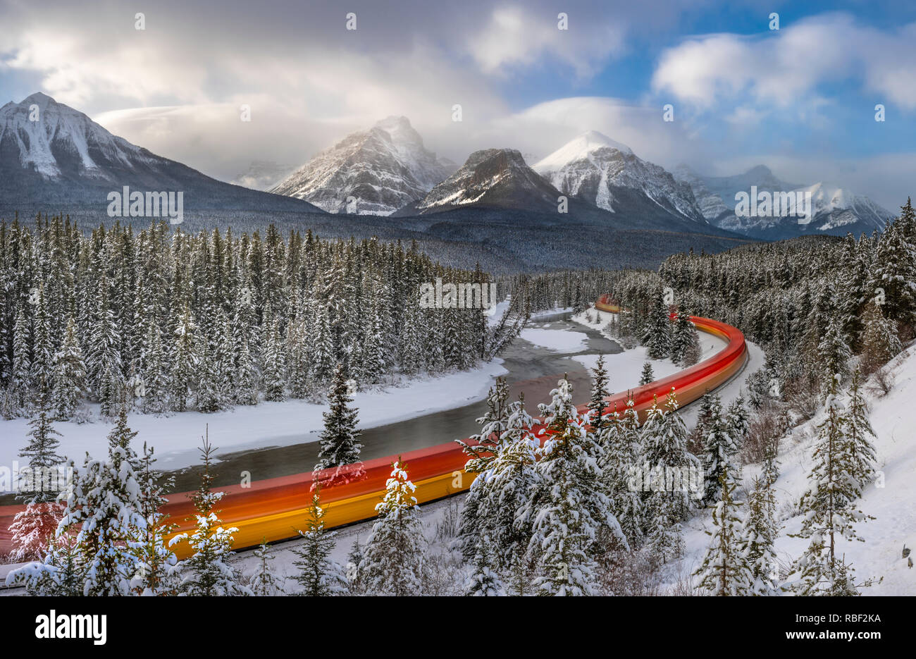 Train canada hi-res stock photography and images - Alamy