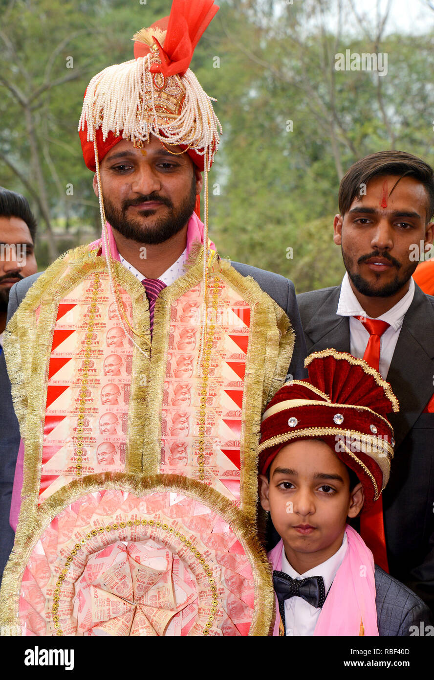 Indian groom hi-res stock photography and images - Alamy