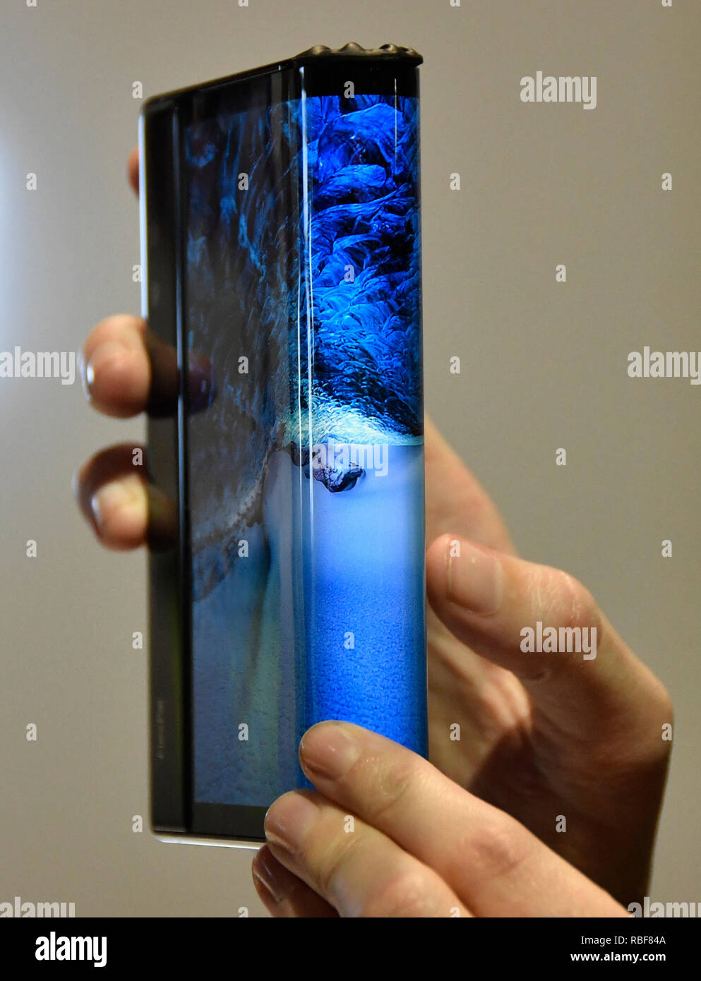 Royole display hi-res stock photography and images - Alamy