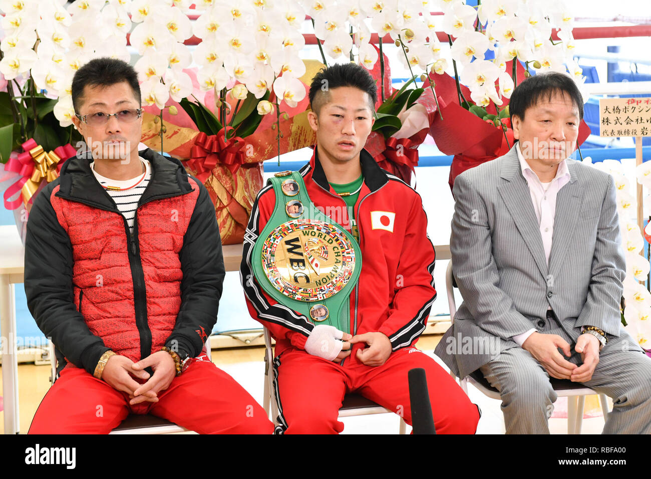 Yokohama, Kanagawa, Japan. 31st Dec, 2018. (L-R) Shingo Inoue, Takuma ...