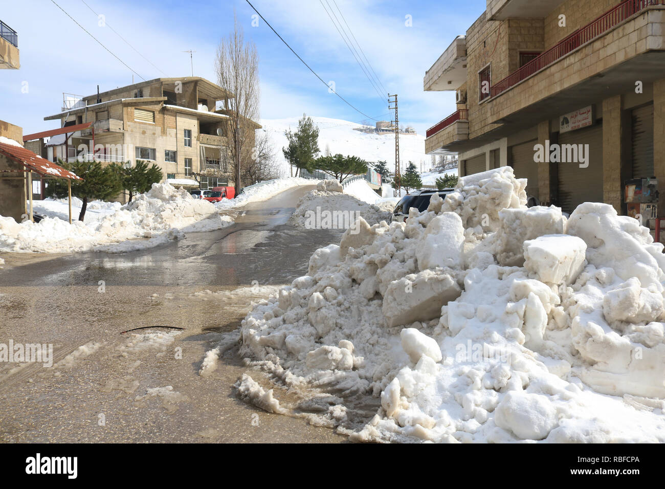 Beirut, Lebanon. 10th Jan, 2019. The Mountain areas and villages east ...