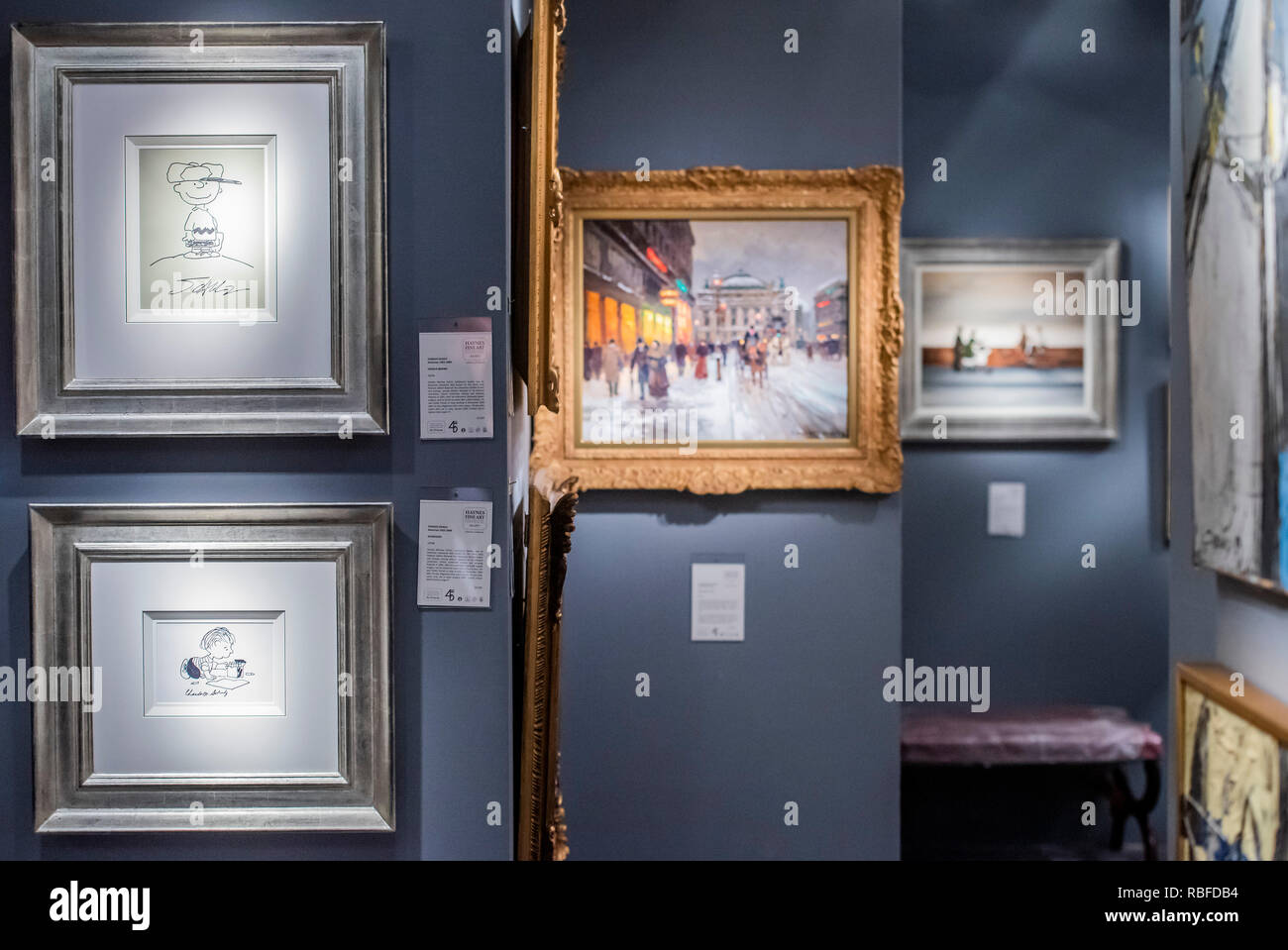 Peanuts cartoon hi-res stock photography and images - Alamy