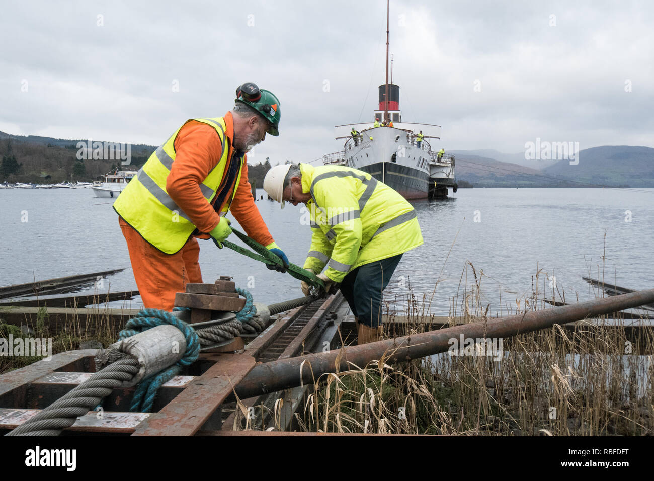 Balloch, Loch Lomond, Scotland, UK. 10th Jan, 2018. final preparations ...