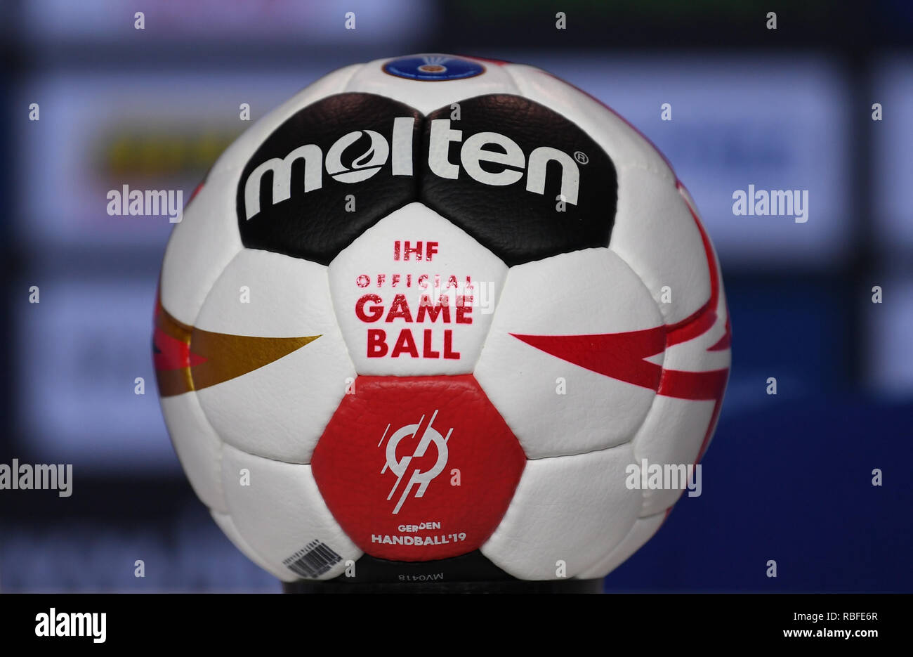 Official ball ihf hi-res stock photography and images - Alamy