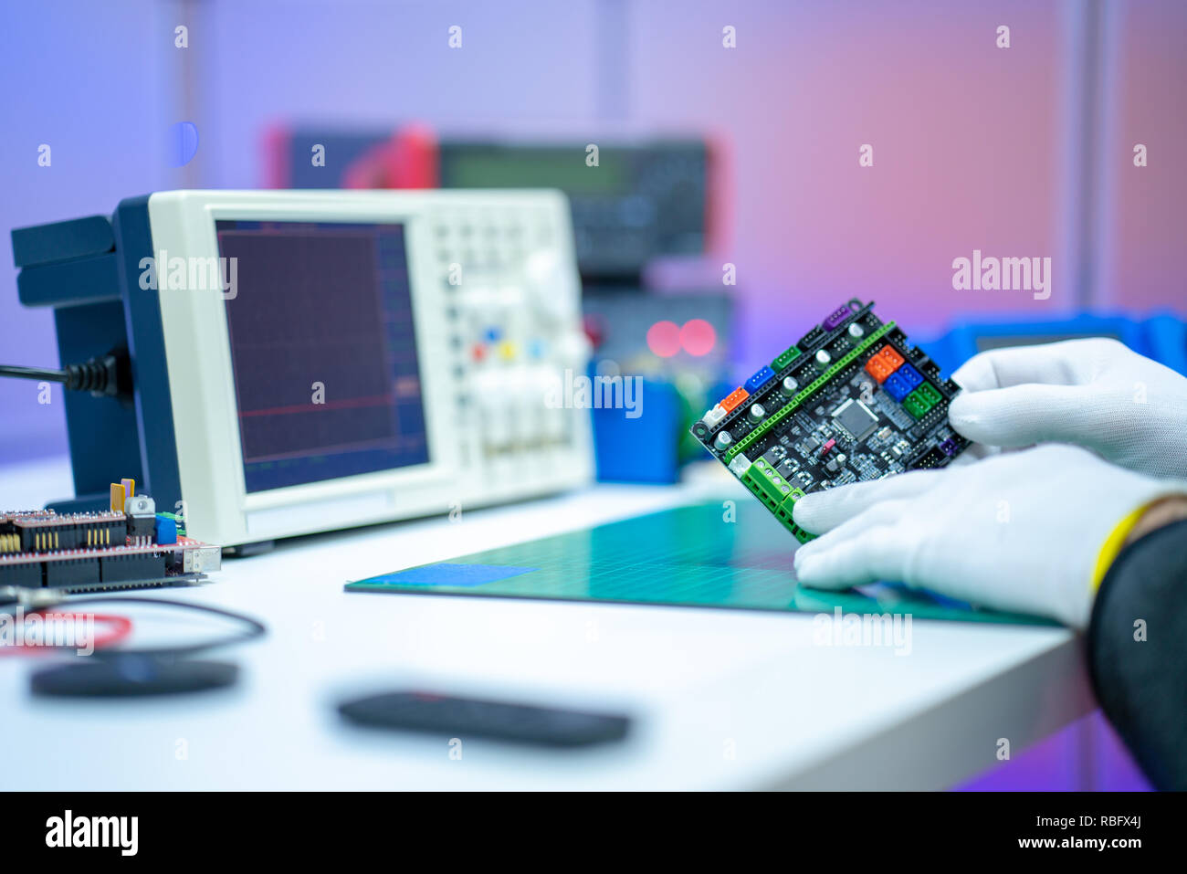 Lab on a chip devices hi-res stock photography and images - Alamy
