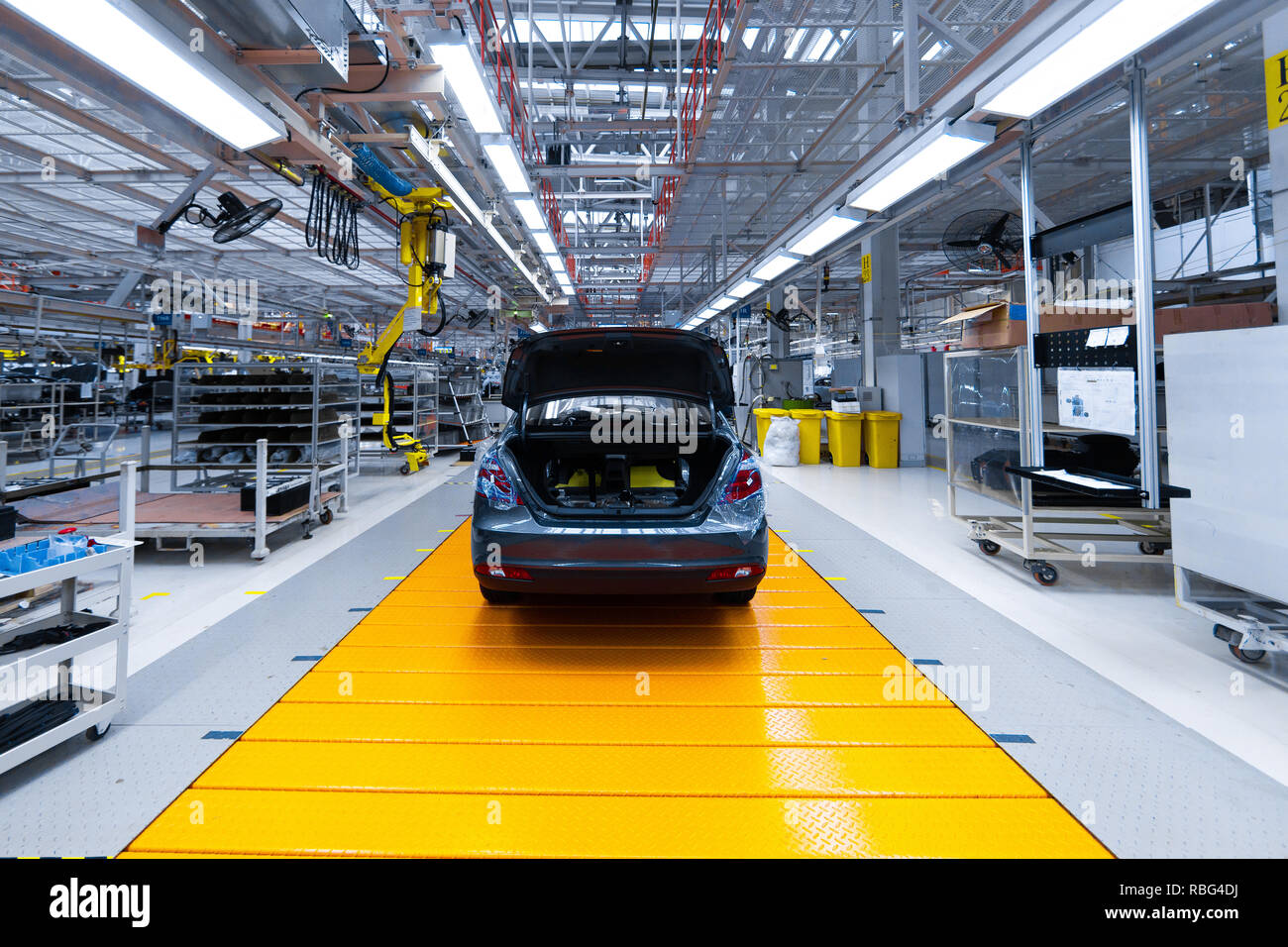 Movement of vehicles along the production line at the plant. Car ...