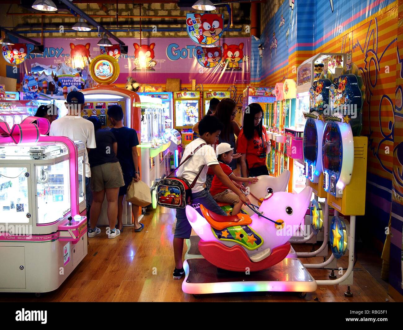 Rizal province children hi-res stock photography and images - Alamy