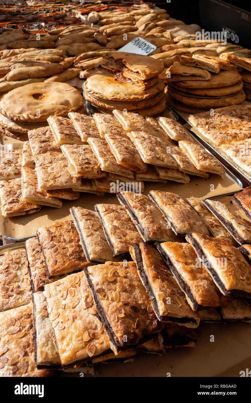 Pastries sweets hi-res stock photography and images - Alamy