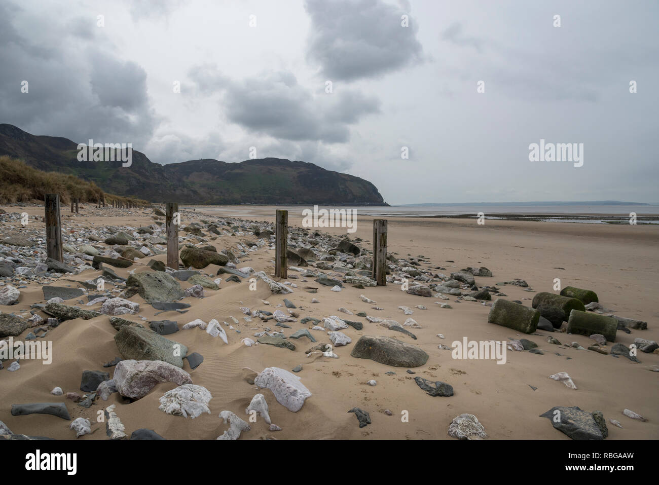 Sandy beach at Conwy Morfa on the coast of North Wales Stock Photo - Alamy