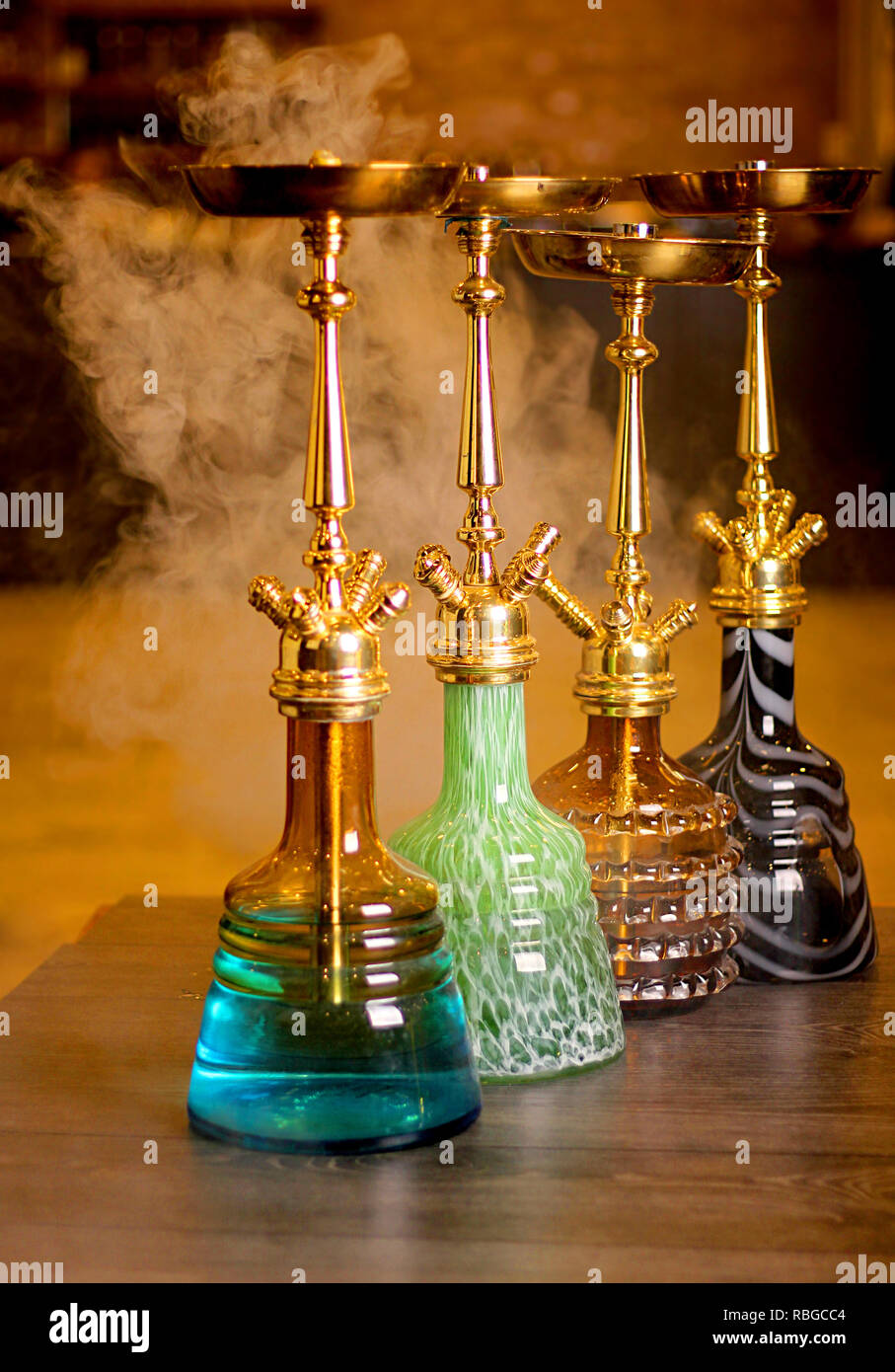 Traditional hookahs hi-res stock photography and images - Alamy