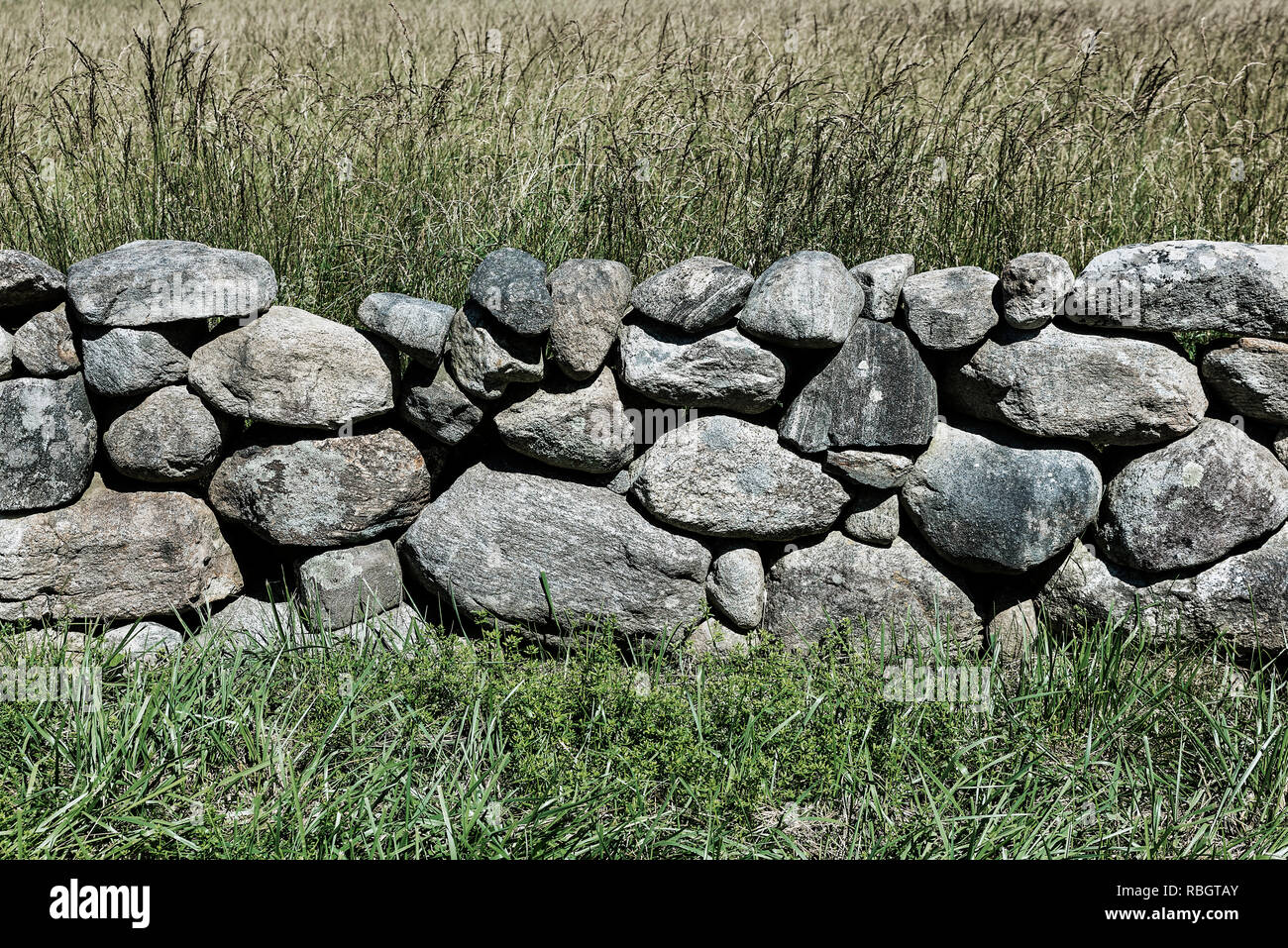 Fieldstone wall hi-res stock photography and images - Alamy