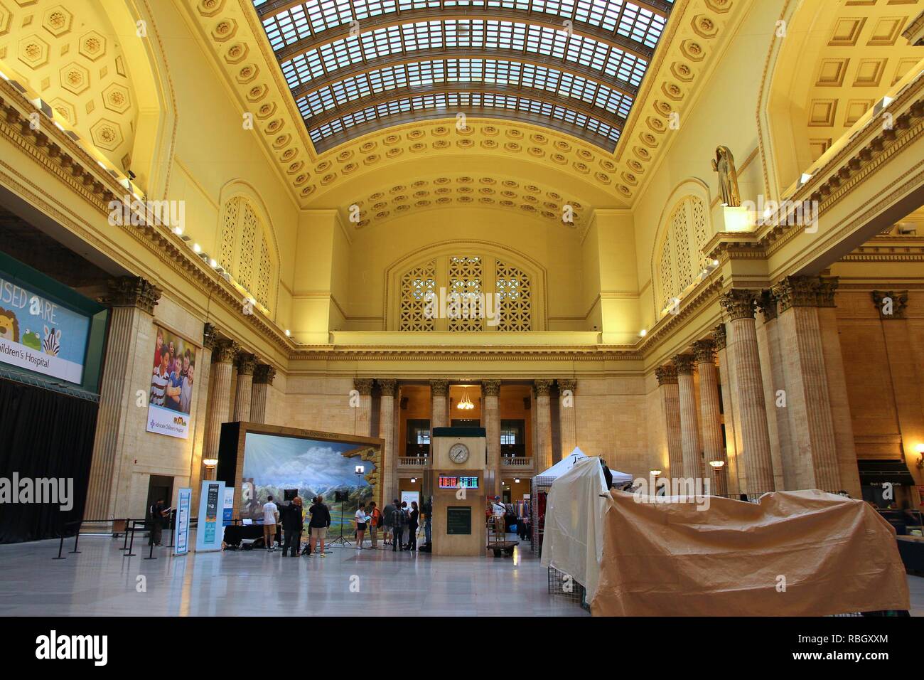 The busiest rail station hi-res stock photography and images - Alamy