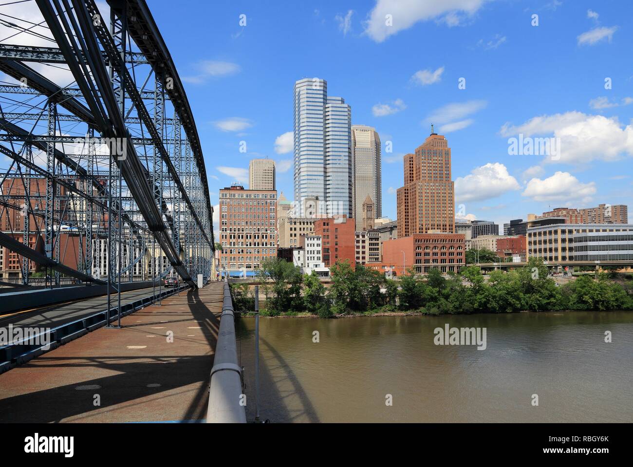 Smithfield street bridge pittsburgh hi-res stock photography and images ...
