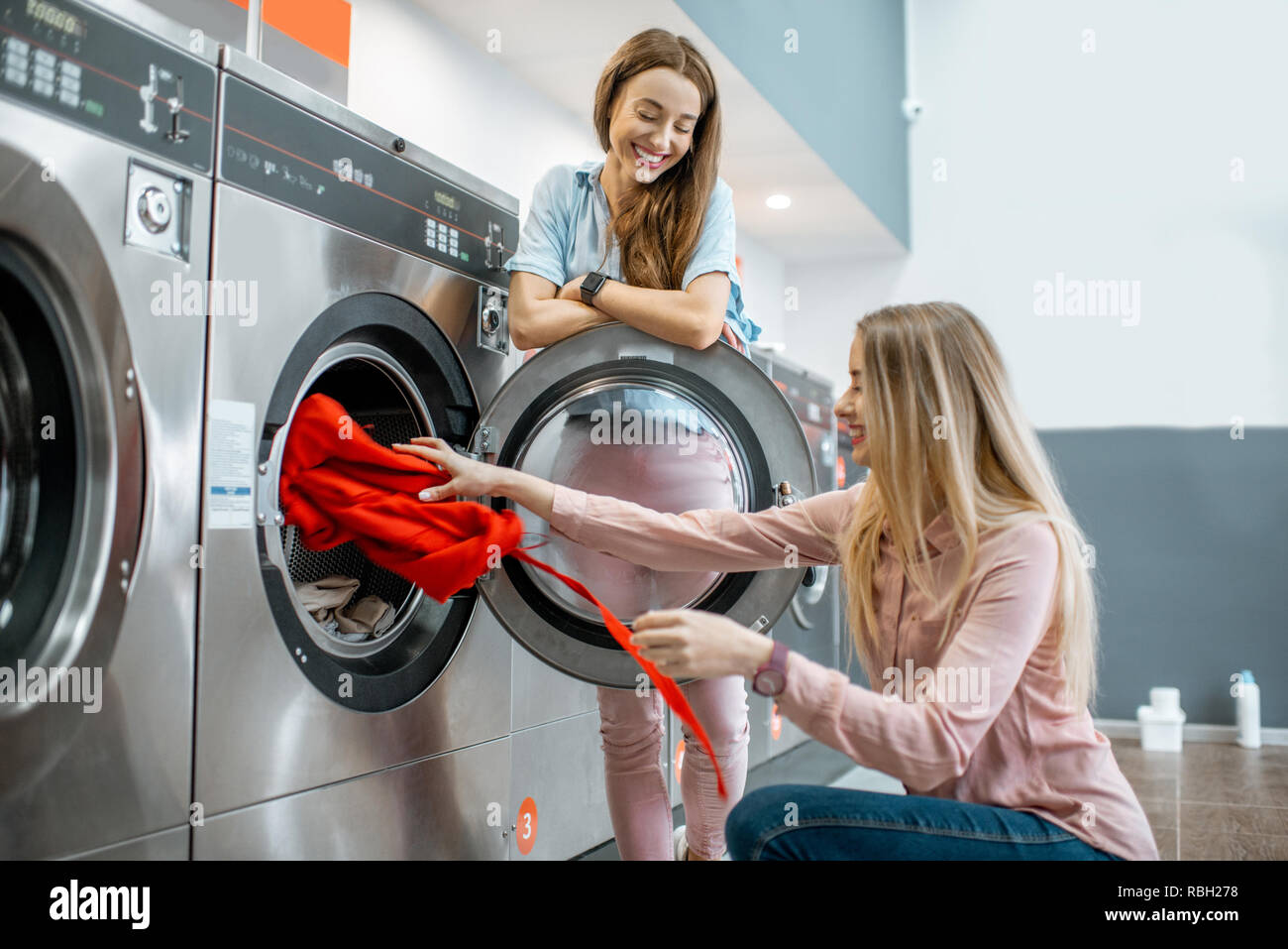 Laundry fun people hi-res stock photography and images - Alamy