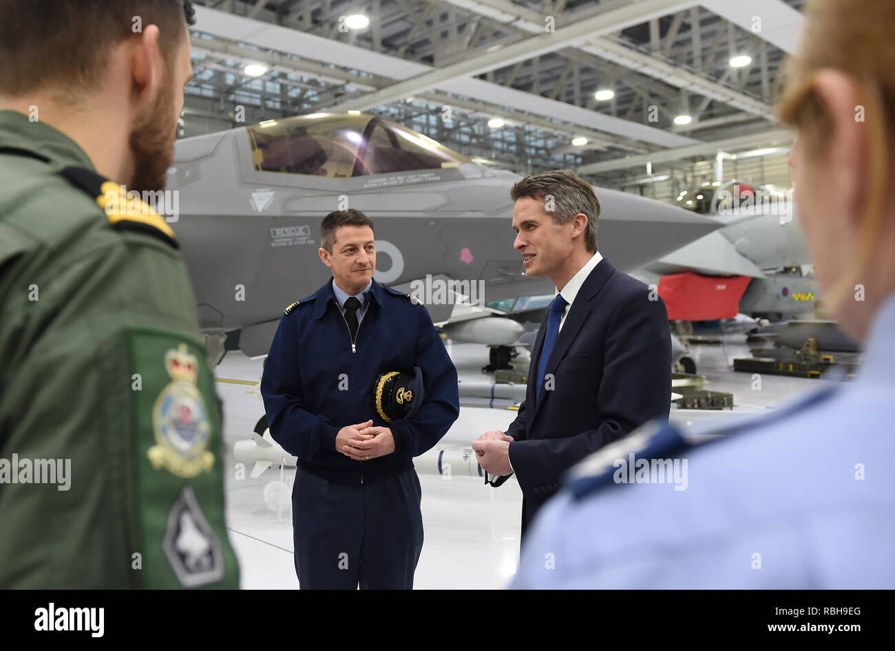 Raf marham station commander group captain ian cab townsend hi-res ...