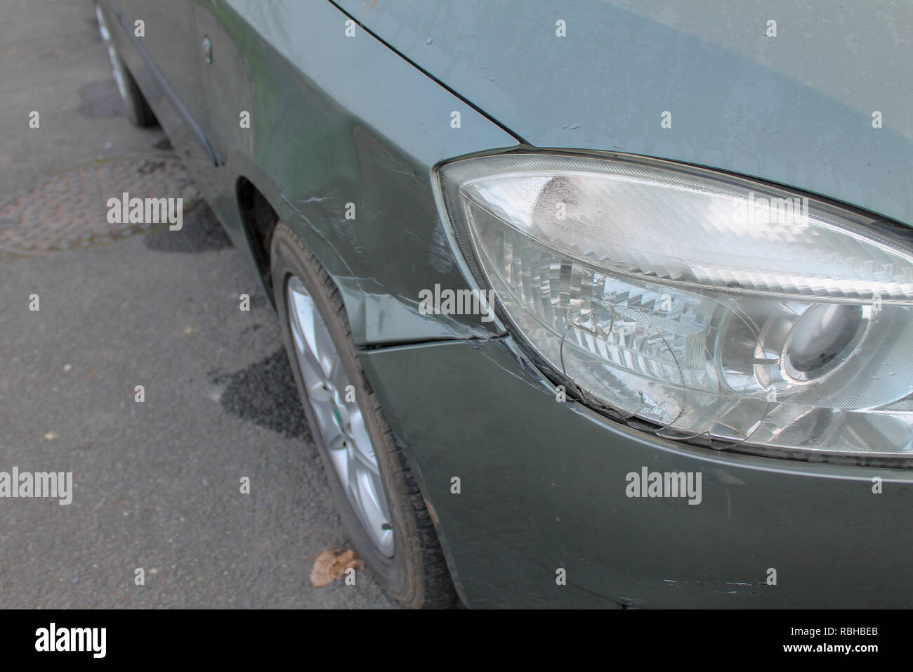 Vauxhall dented hi-res stock photography and images - Alamy