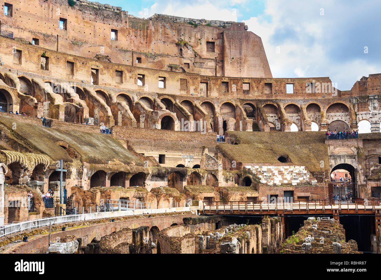 Inside flavian amphitheater hi-res stock photography and images - Alamy