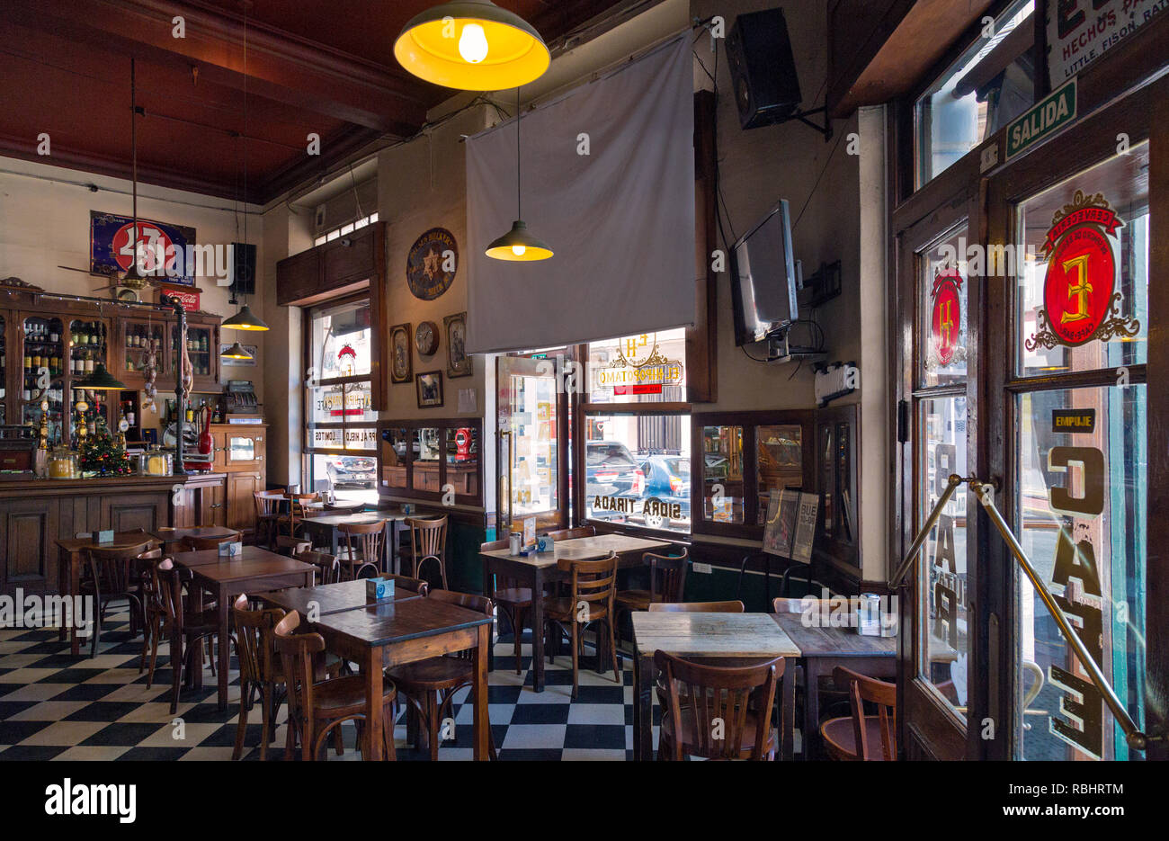 Bar "El Hipopotamo" (Hipopotamus Cafe). San Telmo, Buenos Aires ...