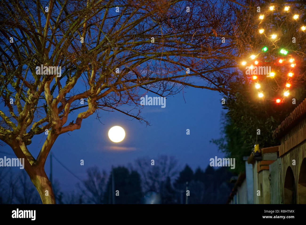 The deep night hi-res stock photography and images - Alamy