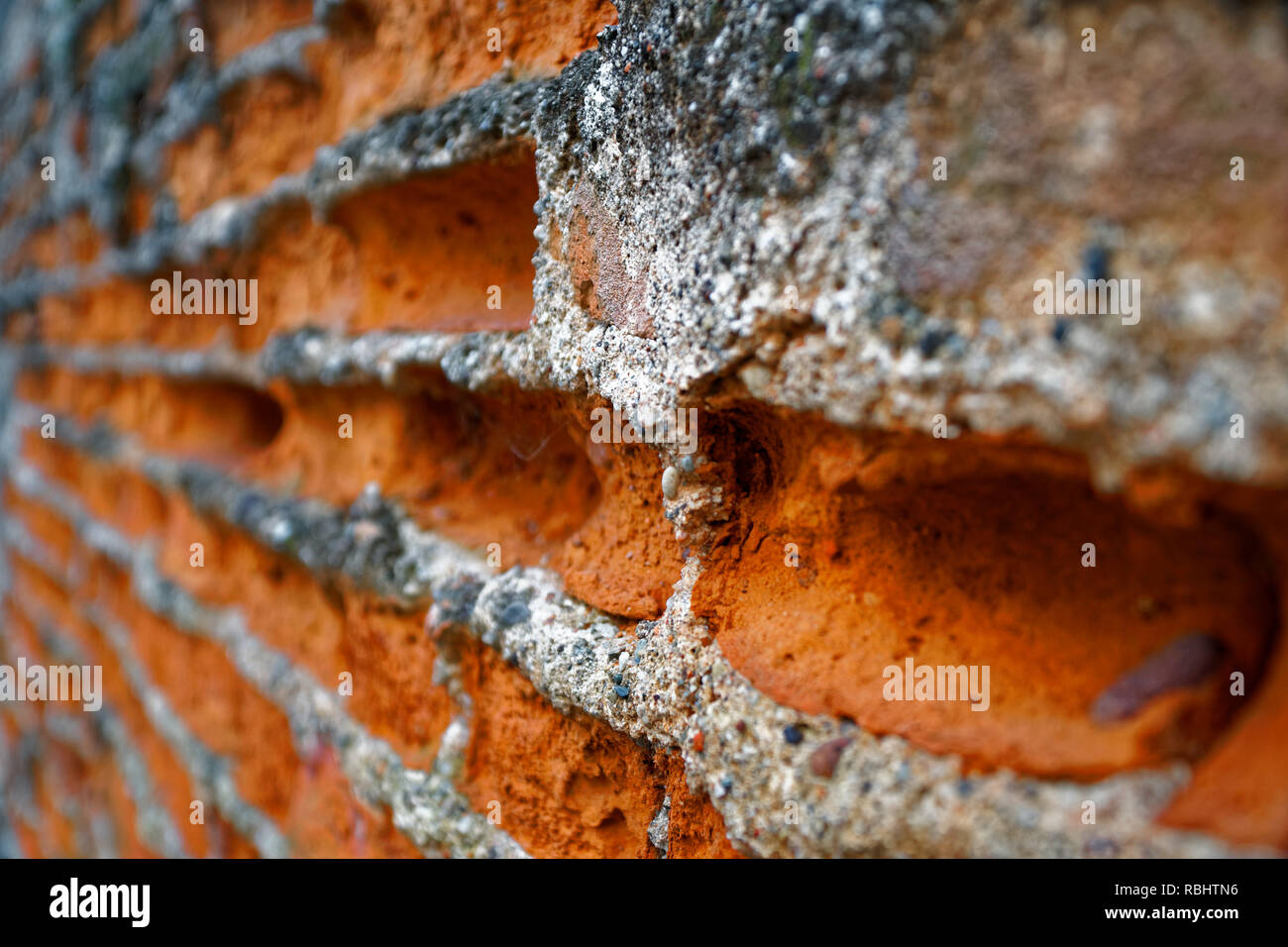 Battered brickwork hi-res stock photography and images - Alamy