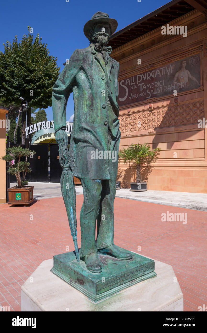 Statue of Giuseppe Verdi in front of the Teatro Verdi, Montecatini ...