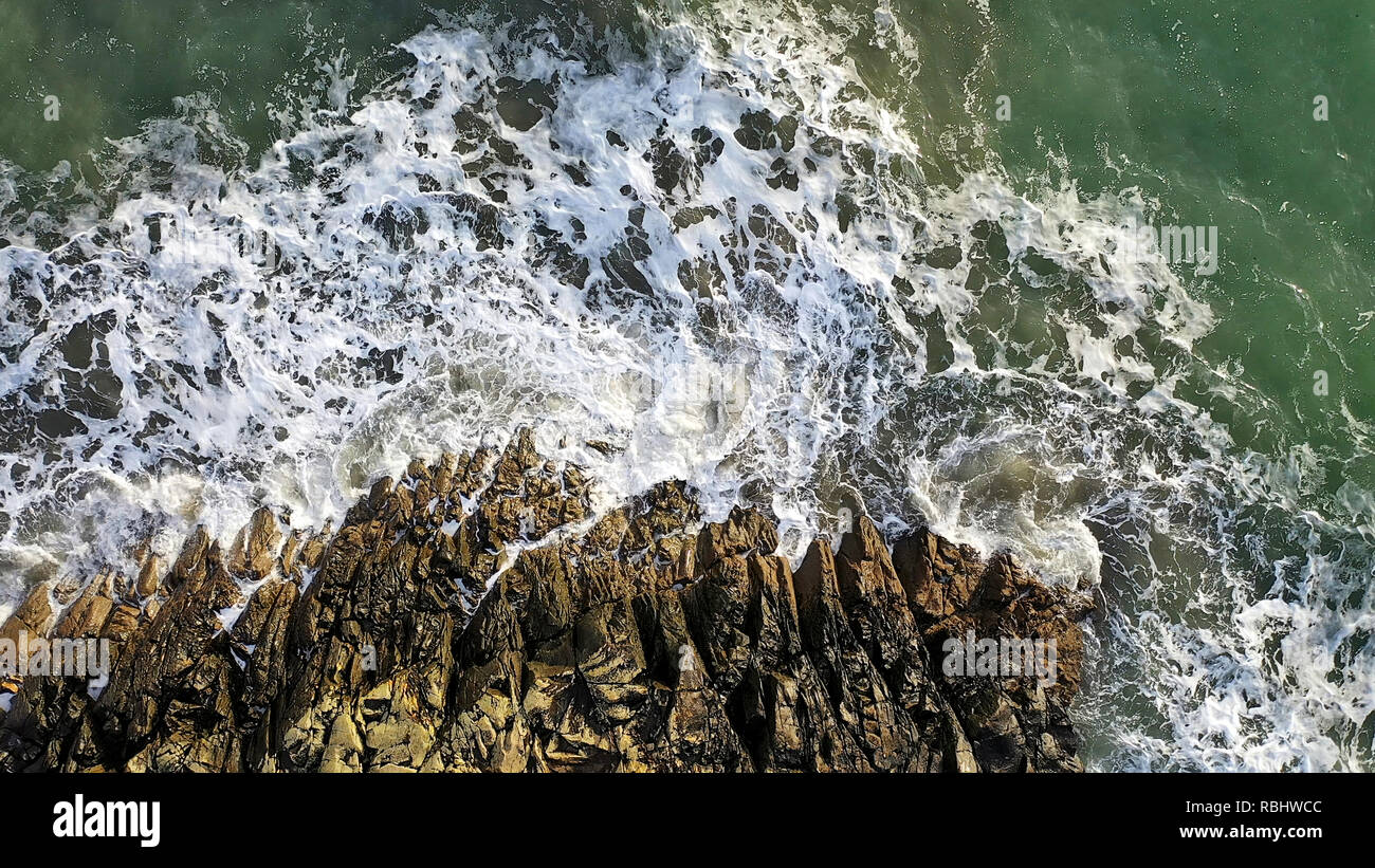 Aerial view waves hitting peaceful hi-res stock photography and images ...