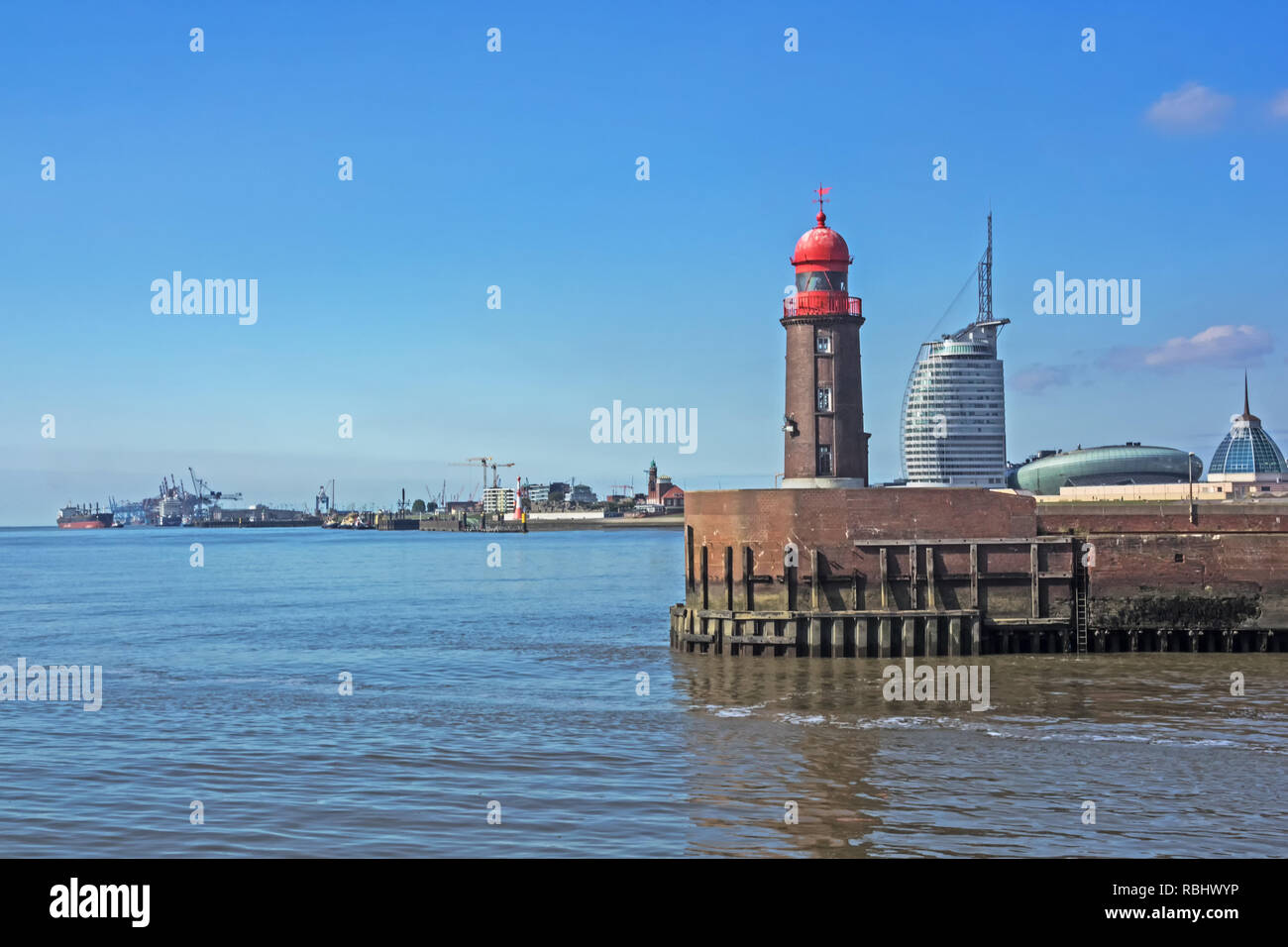 Cityscape of Bremerhaven with pier lighthouse, "Havenwelten" and port ...