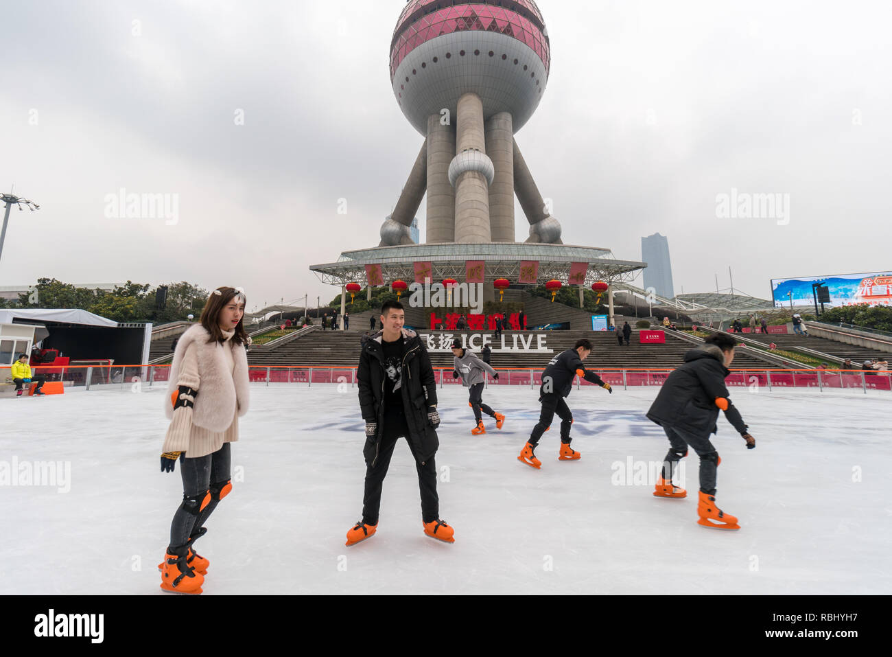 Oriental pearl radio and tv tower hi-res stock photography and images ...