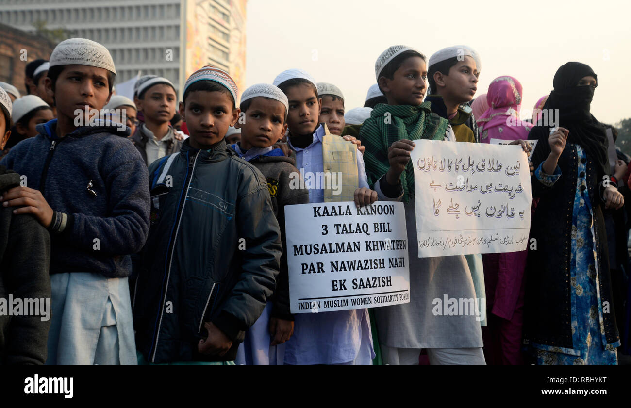 Triple bill hi-res stock photography and images - Alamy