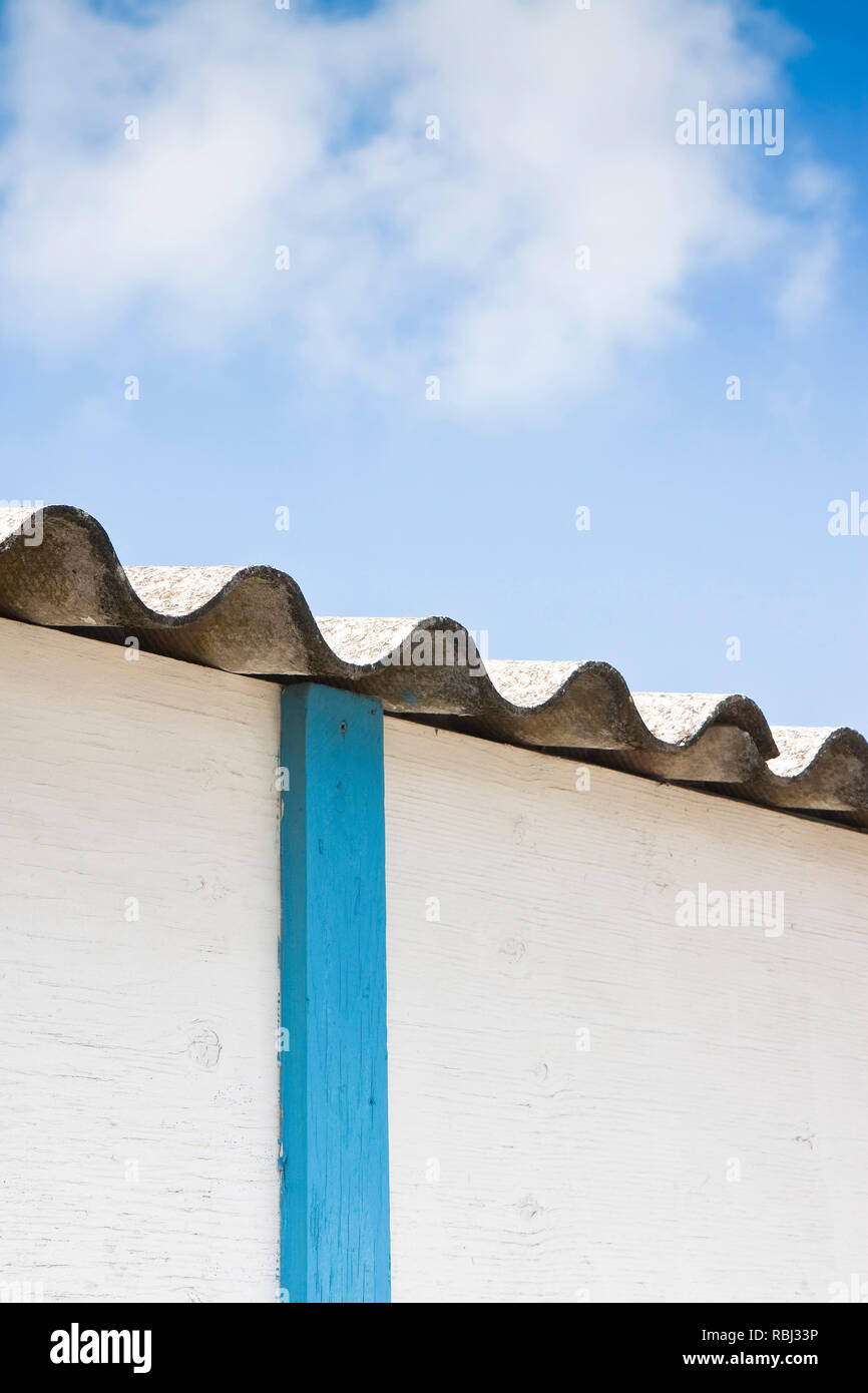 Dangerous asbestos roof - Medical studies have shown that the asbestos ...