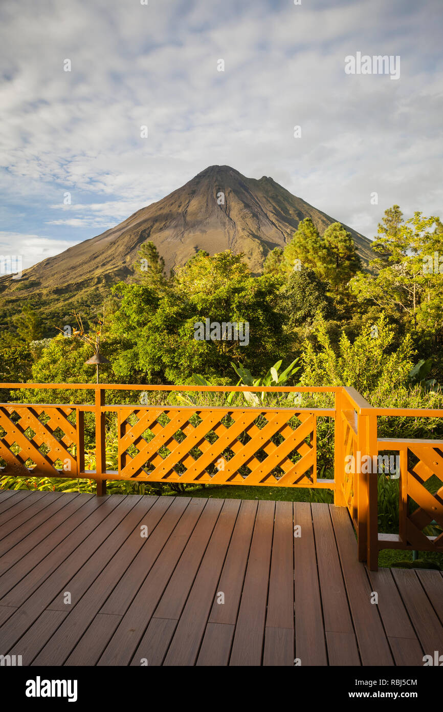 Observatory lodge hi-res stock photography and images - Alamy