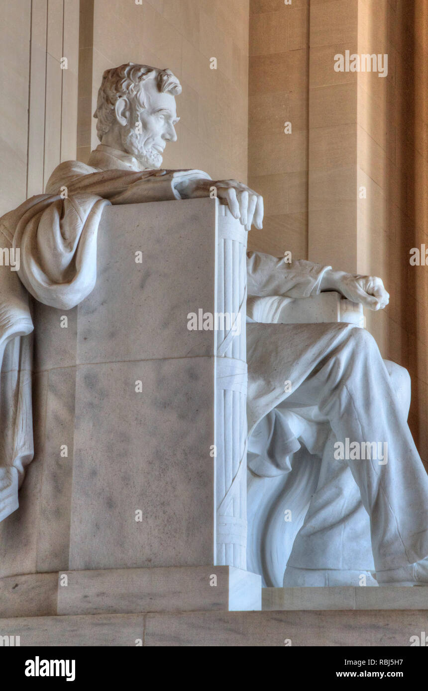 Side view of lincoln memorial hi-res stock photography and images - Alamy