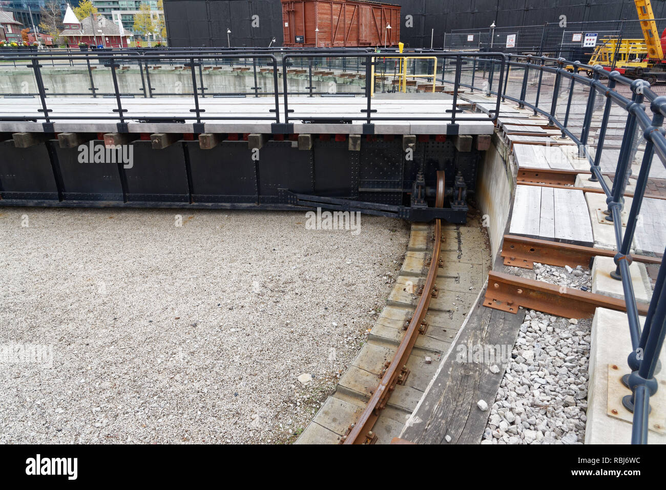 Train turntable hi-res stock photography and images - Alamy